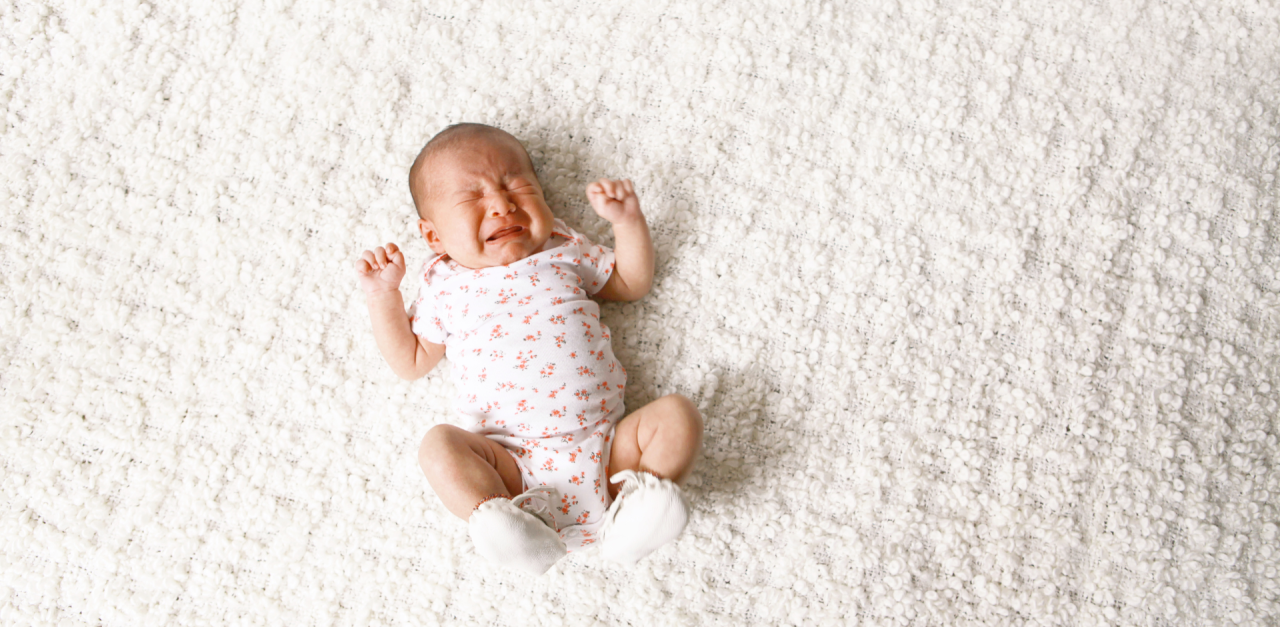 Odruch Moro u niemowląt – co warto wiedzieć?